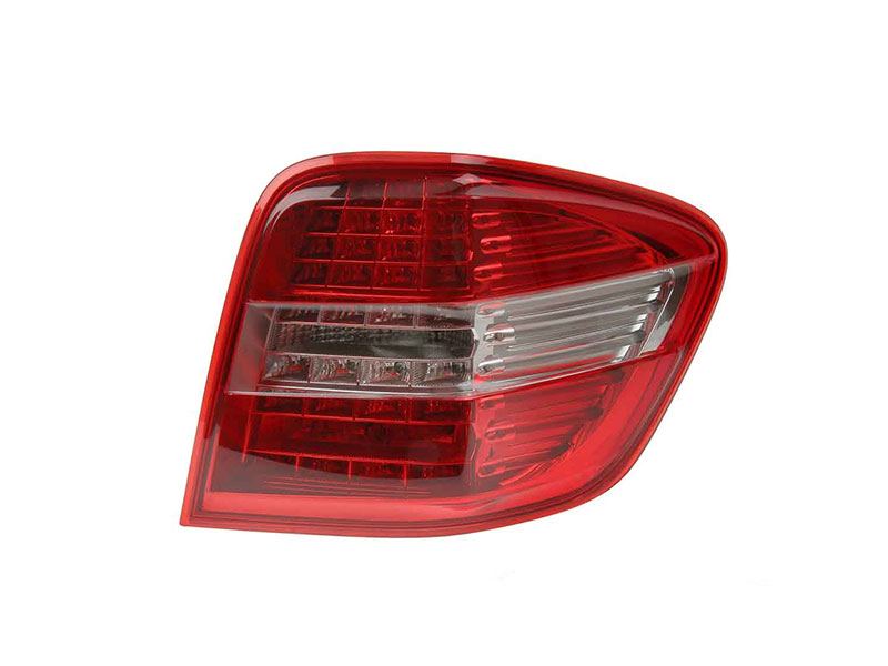 Mercedes ML63 - Tail Light Parts