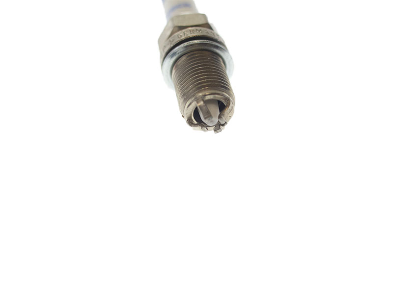 Bosch Platinum 6743 Spark Plug; Platinum+4; FGR-7-DQP+ (FR78 Latest ...