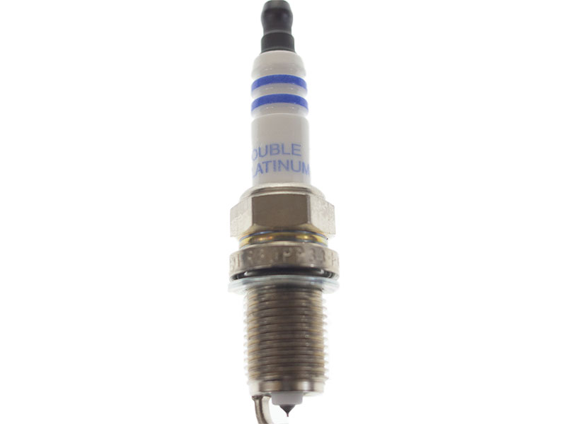 Bosch Platinum 7422 Spark Plug; Standard Electrode; OE Plug - Chrysler ...