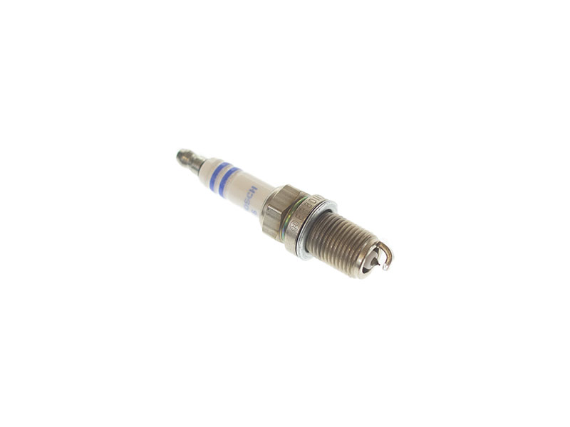 Bosch Iridium 9652 Spark Plug | 02422256640P6 73933033111 C2A1535 LR005253
