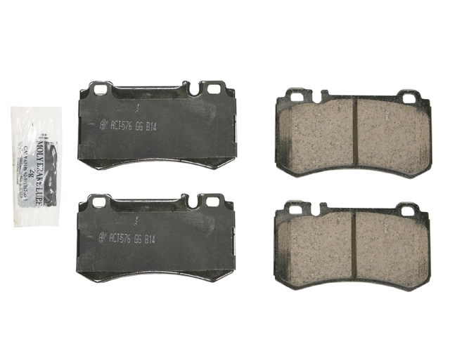 Akebono Euro 005420672041, EUR984 Brake Pad Set; Rear - Mercedes ...