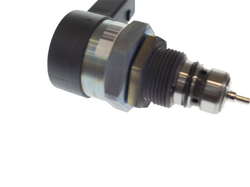 Bosch 6480700046, 0281002682 Fuel Pressure Regulator - Mercedes ...