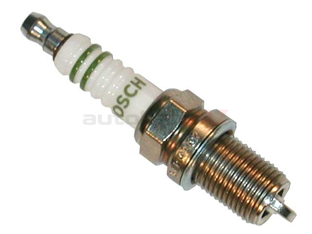 Bosch FR8DS Spark Plug; Silver; OE Plug | 101000044AA BSH028593 ...