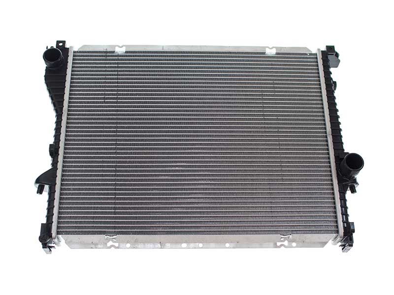Nissens 17111427165, 60638 Radiator - BMW | 17101715319 17111433025 ...