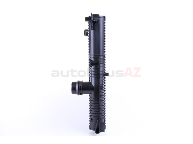 Nissens 17118672011, 60836 Radiator; Center - BMW | 17117626558 17118658304