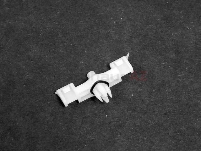 O.E.M. 95555954700, 0028014382 Door Sill Panel Clip - Porsche, VW ...