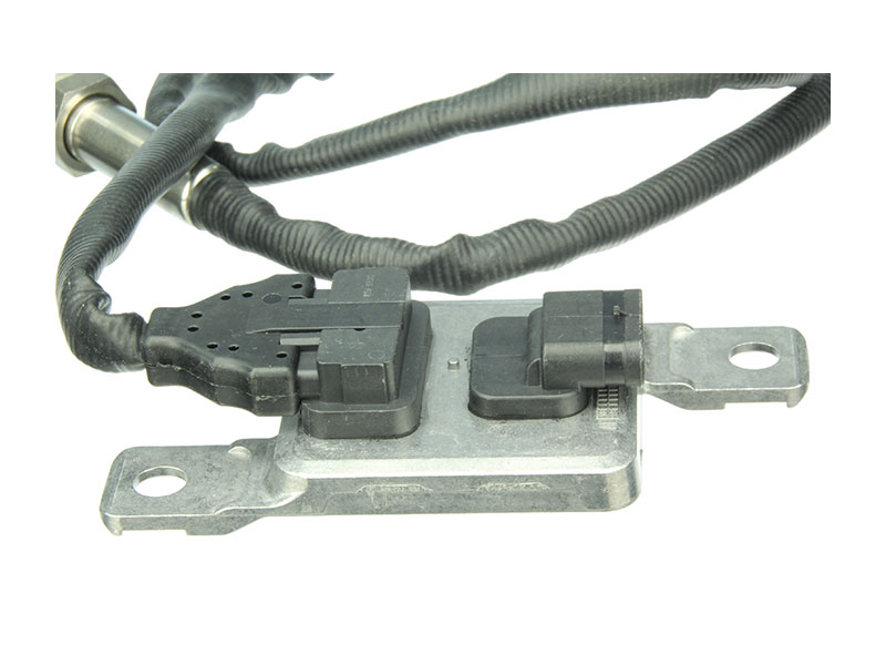 URO Parts 03L907807AF Nitrogen Oxide Sensor - VW | 03L907807AD ...