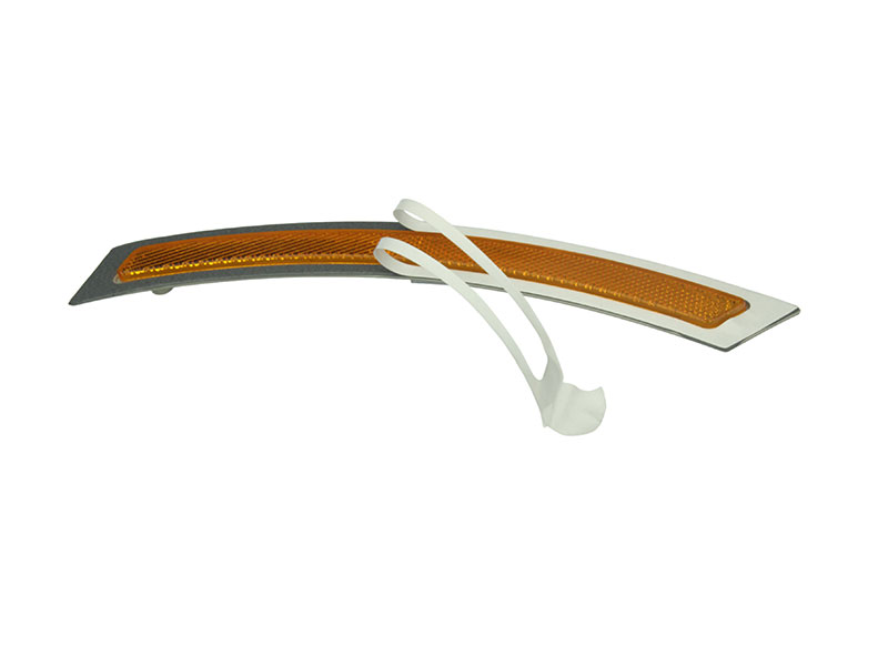 URO Parts 63147290093 Bumper Reflector; Front Left - BMW | URO018500